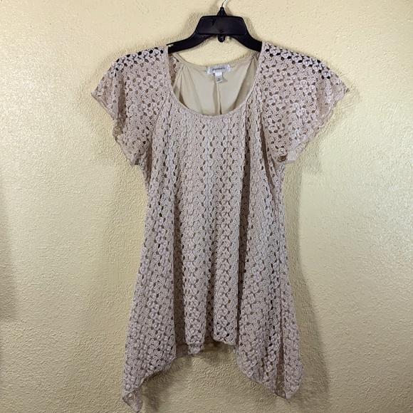 dressbarn | Tops | Dressbarn Top Lace Blouse Tan M Pullover Lining ...